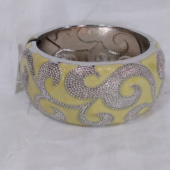 New York & Company | Jewelry | New York Co Yellow Enameled Silver Tone ...